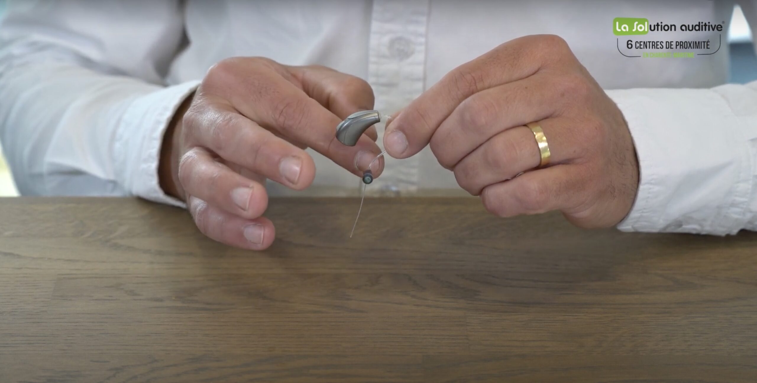 TRUCS ET ASTUCES: comment bien mettre en place son aide auditive? - La ...